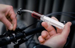 5 Best Mountain Bike Brake Bleed Kits of 2025 - bycyclist